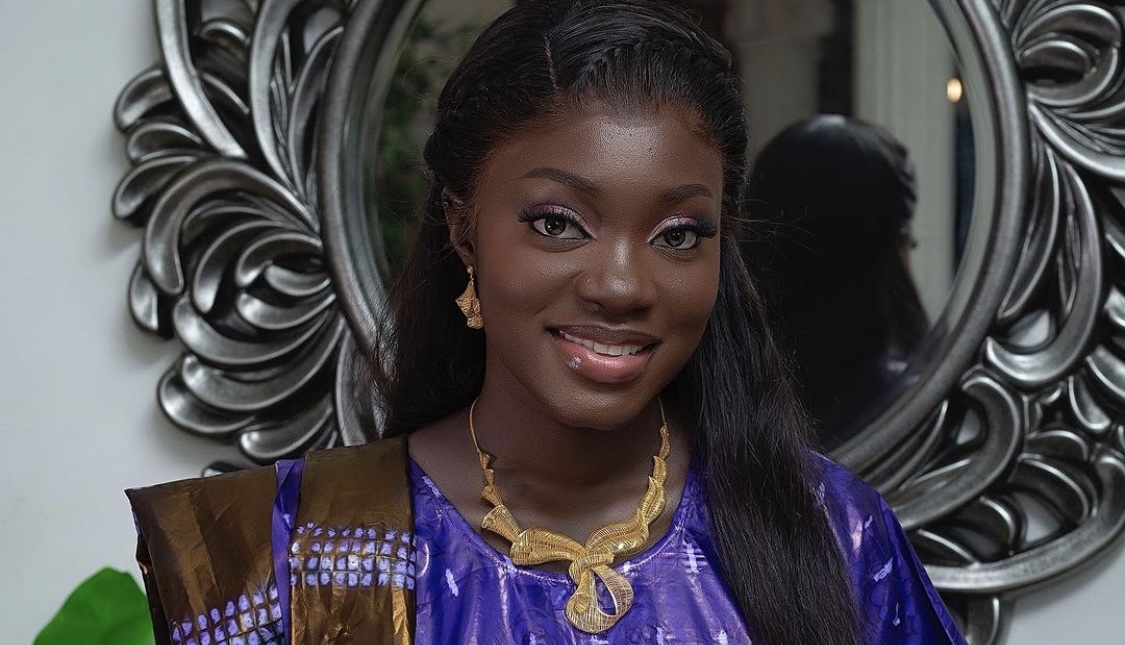 La radieuse actrice Yakhara Gueye alias Ndeye Marie dans une magnifique ...