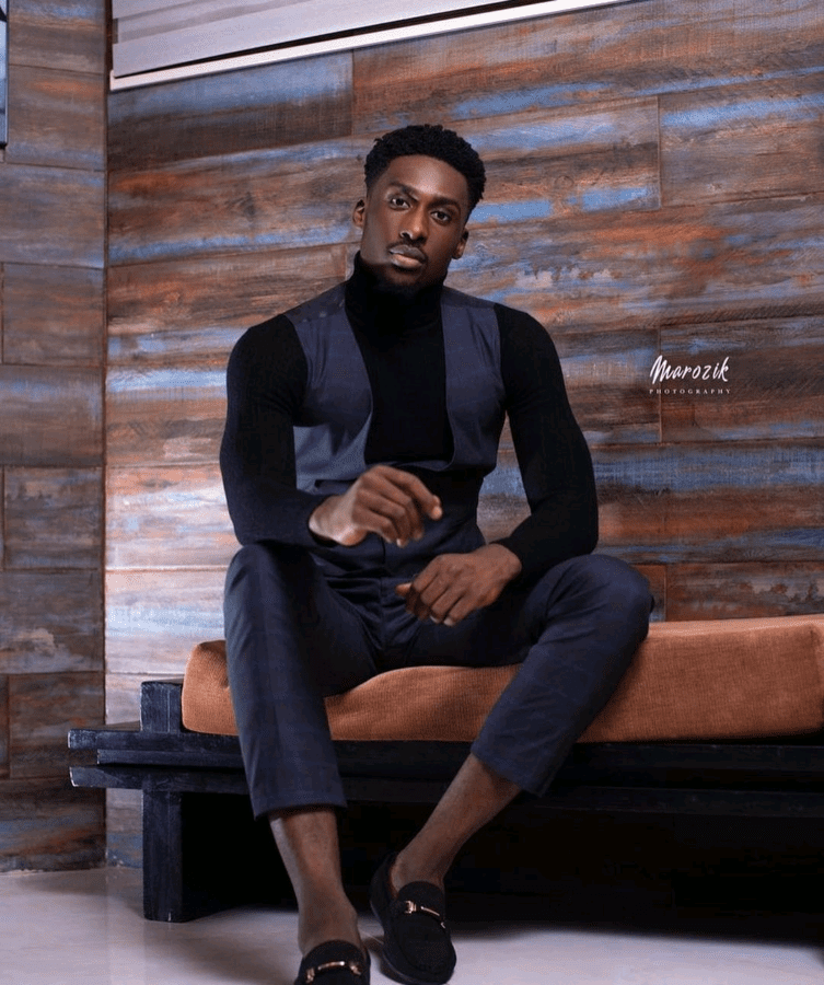 Admirez l'élégance de Lamine de la série "karma" - Afriseries & Ciné