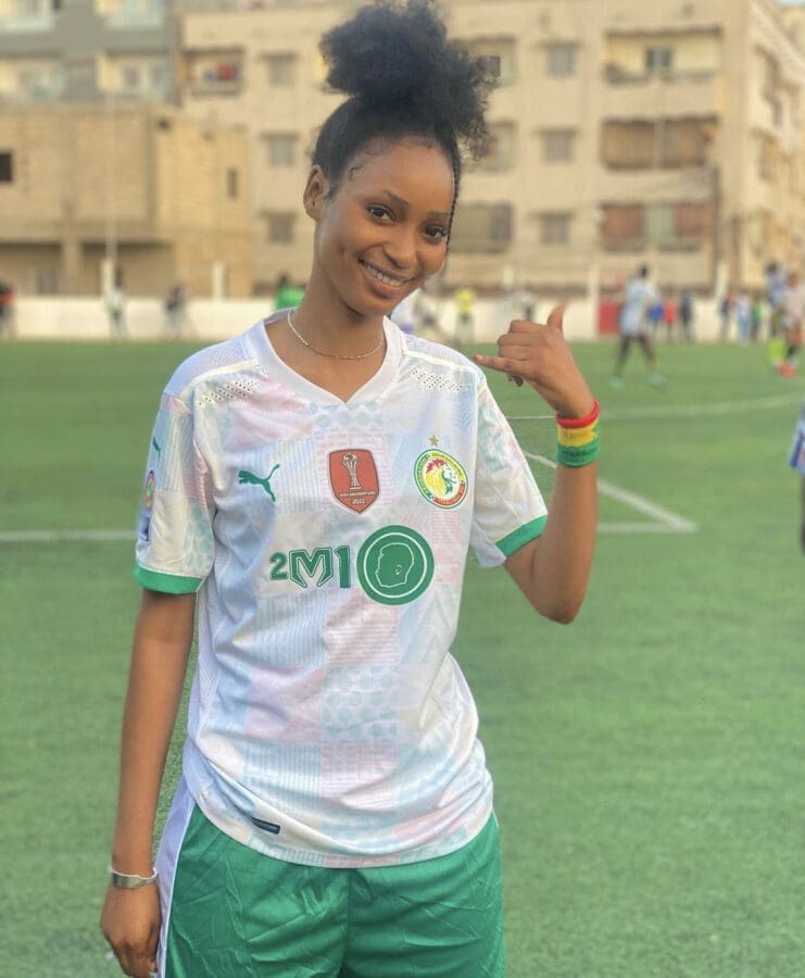 La célèbre Tiktokeuse Fah Aidara en mode joueuse de football (Photos ...