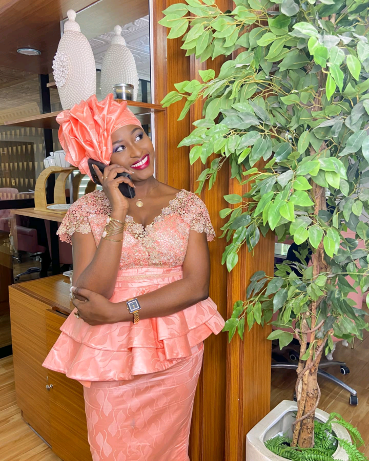 La charmante actrice Aby Diallo de la série "Dérapages" - Afriseries & Ciné