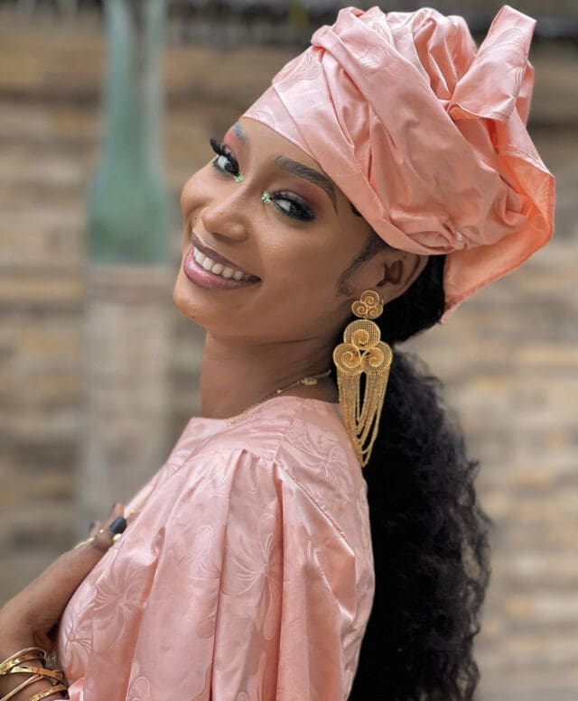 Quelques clichés de la ravissante actrice et influenceuse Fah Aidara ...