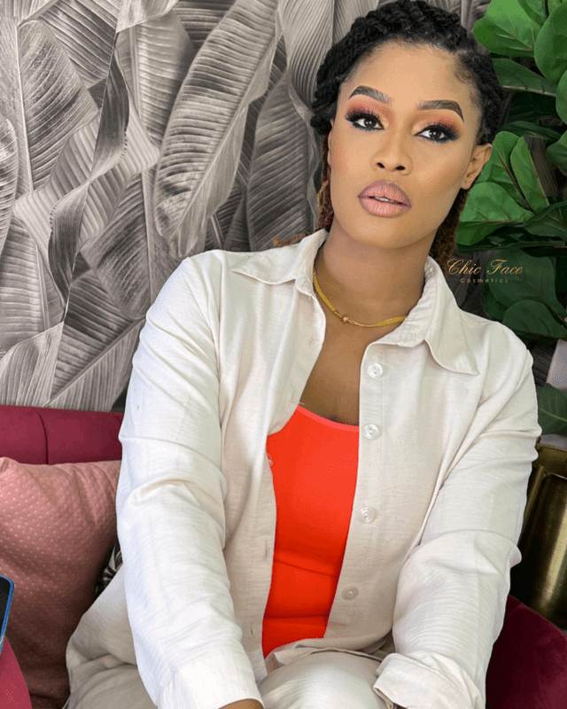 Admirez les belles photos de l'animatrice Ndeye Ndack Touré ...