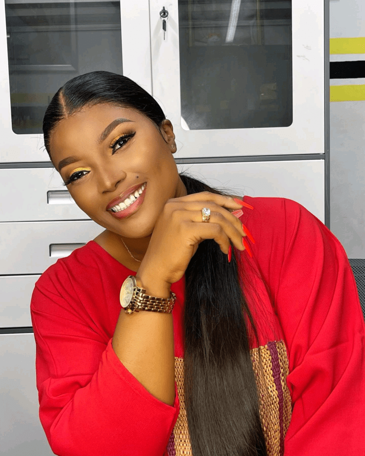 L'actrice Emy Dany Bassong toujours aussi rayonnante