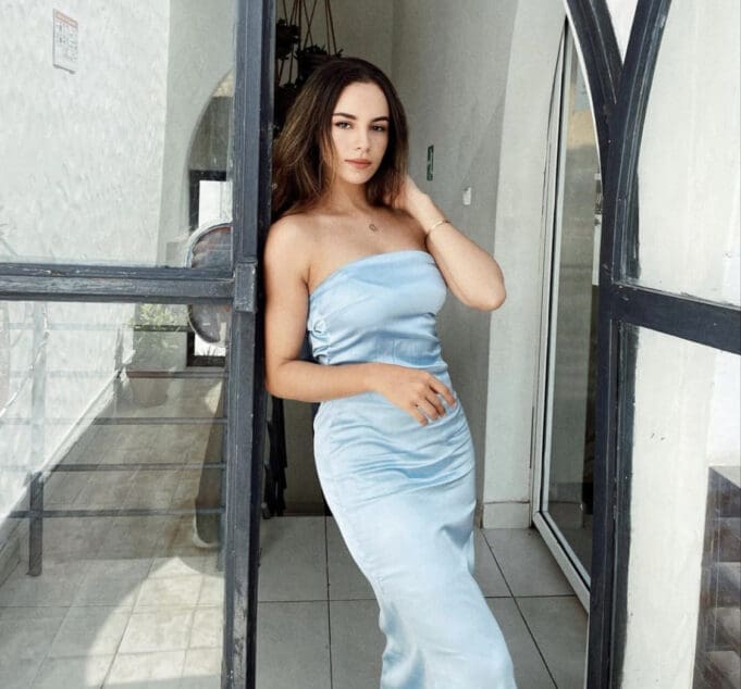 La sublime Siham actrice marocaine de la série "Karma" dans une très ...