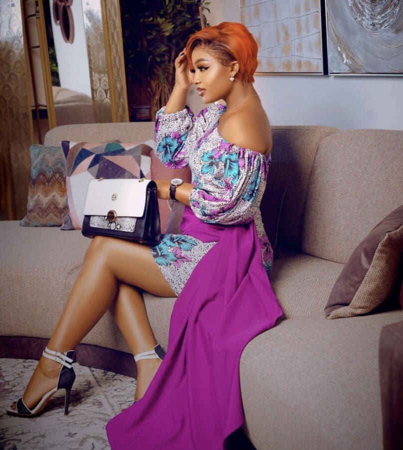 Elégante et lumineuse, l'actrice et productrice Muriel Blanche toujours ...