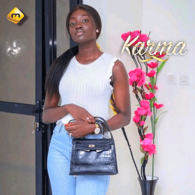 Admirez la beauté et la classe de l'actrice Ndeye Marie de la série ...