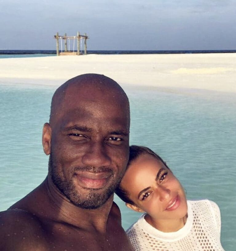 Photo : Après son accouchement, la femme de l'international Drogba fait ...