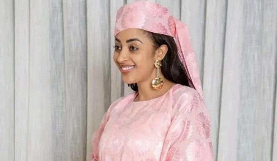 Heureuse nouvelle : Sokhna Aidara, l'épouse de Waly Seck, accueille une adorable petite fille ...