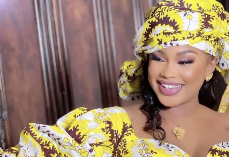 La magnifique actrice sénégalaise Marichou Diop de la série « Suul Keer ...