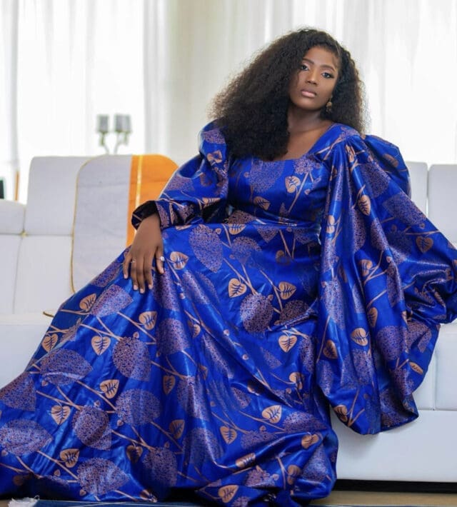 Photos de la magnifique actrice et influenceuse Adja Diao en mode tenue ...