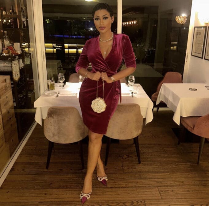 La sublime Sery Dorcas, ancienne Miss Côte d'Ivoire, dans une tenue ...