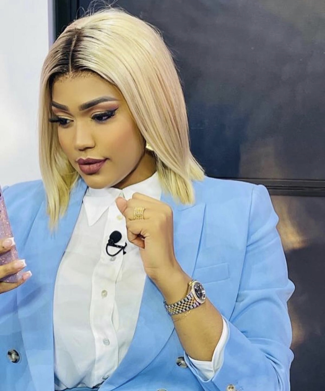 La pétillante et sublime animatrice Ya Awa Dieye en mode classique ...